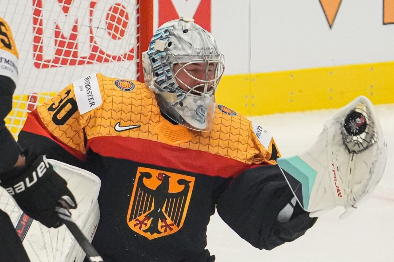 Philipp Grubauer / Ein Stanley Cup Champion aus Rosenheim - Eishockey ...